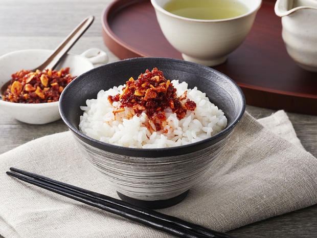 Tofu UMAMI TOPPING Chili Flake Fries | Recipes | S&B Foods Global Site